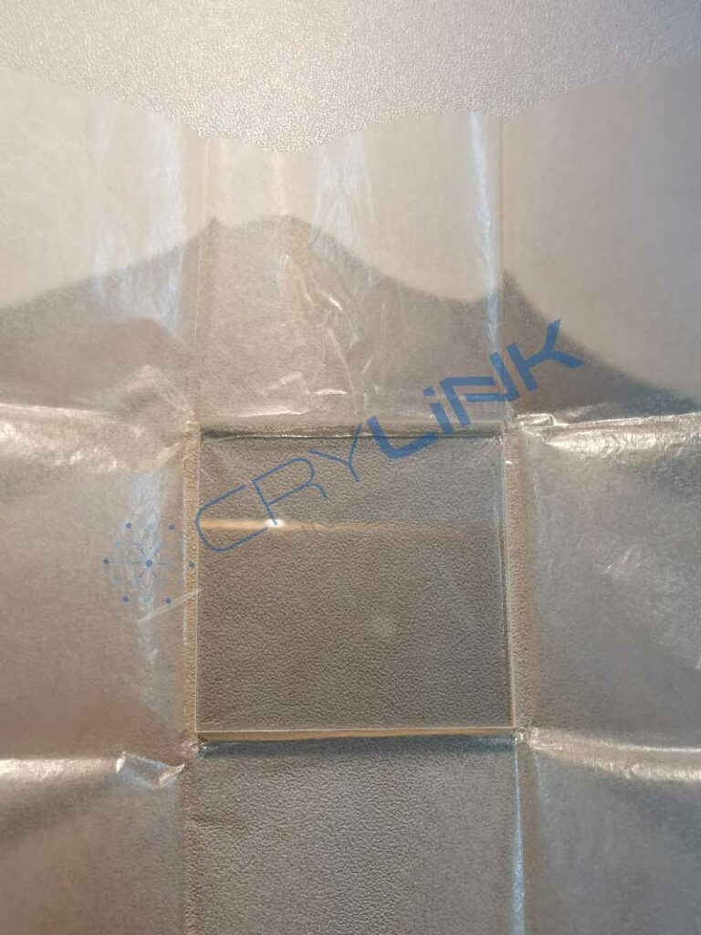 LiNbO3 Crystal Case (2) - Crylink